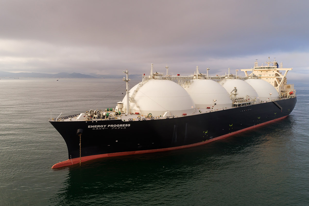 SPP si objednal tretí tanker s LNG, zazmluvnil si aj plyn zo Severného ...