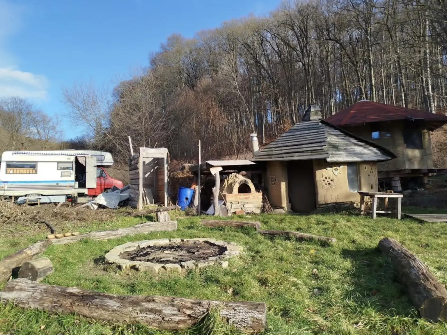 Hoku zo šou Farma ukázal svoje jedinečné bývanie