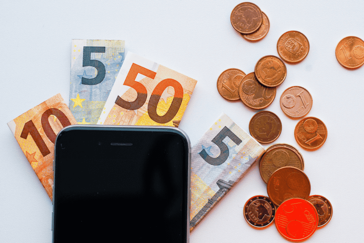 Skupina Slovákov už môže prijímať platby cez iPhone. Pozri sa, či medzi ...