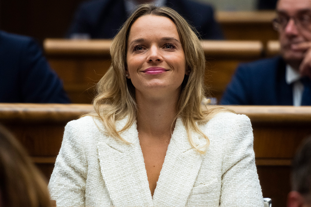 SNS odmieta mediálne špekulácie o účasti Romany Tabák na jej ...